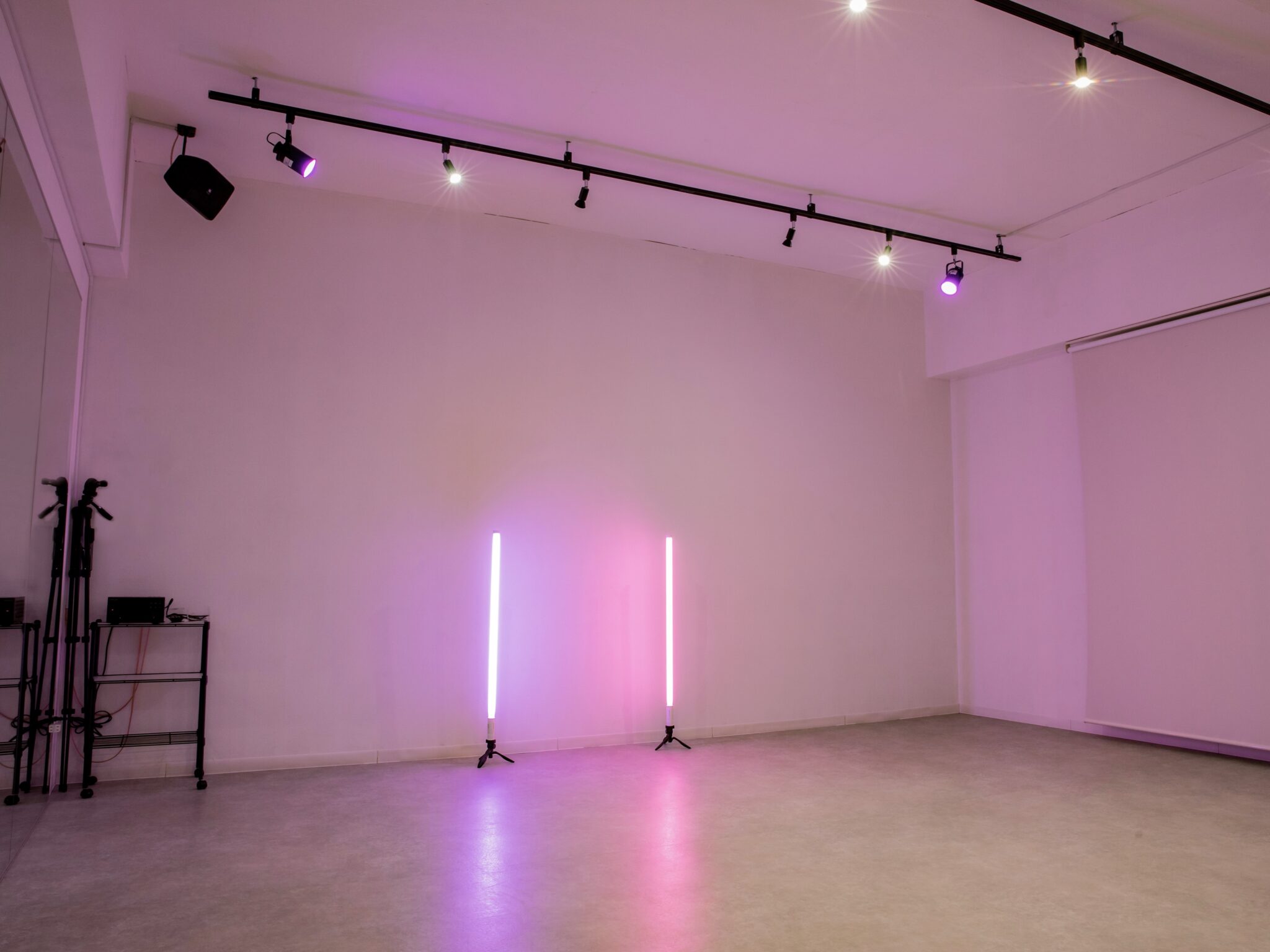 スタジオ一覧 - ZERO DANCE STUDIO