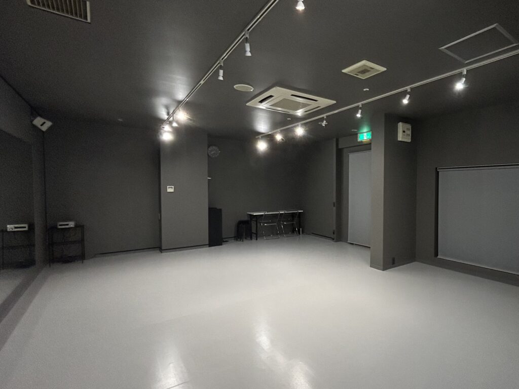 スタジオ一覧 - ZERO DANCE STUDIO